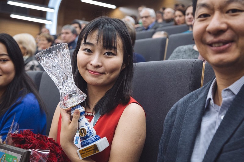 Tras el cetro de Wenjun Ju | ChessBase