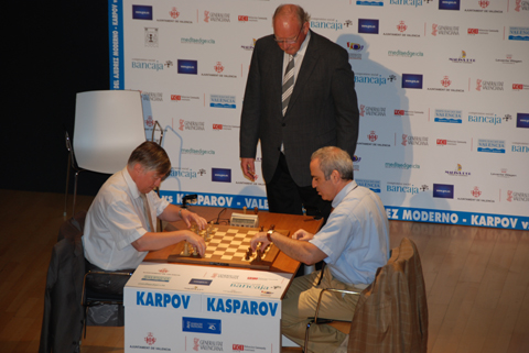 CB News - Kasparov gana el duelo contra Karpov en Valencia | Noticias ...