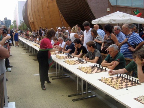 Las hermanas Polgar en la Expo de Milán | ChessBase