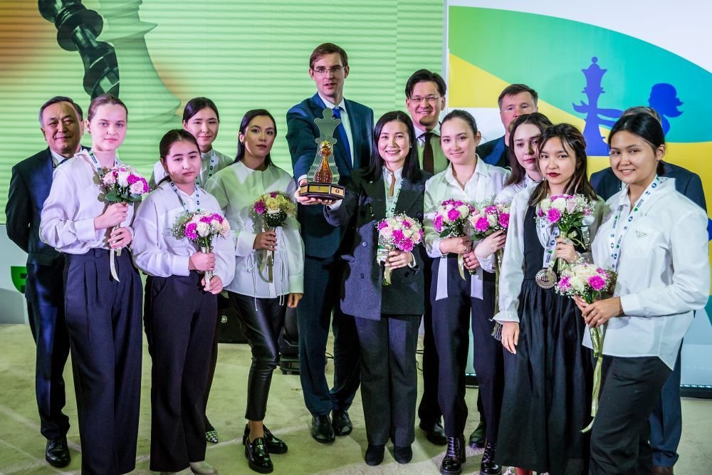 El 'Resto del Mundo' gana el duelo amistoso femenino en Astaná | ChessBase