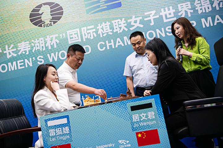 Campeonato del Mundo Femenino P9: sorpresas por parte de ambas, pero tablas y empate | ChessBase