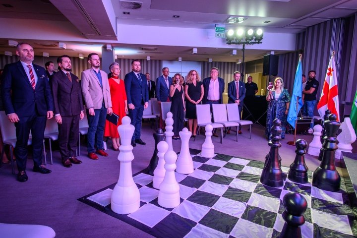 Mundial Femenino por equipos 2023: fase preliminatoria, rondas 1 y 2 | ChessBase