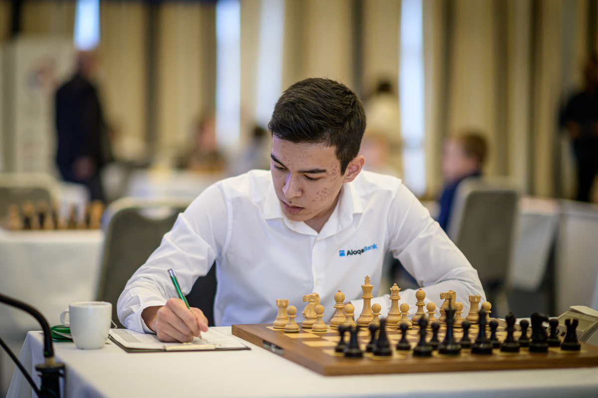 Praga tras 5 rondas: Abdusattorov manda en solitario | ChessBase