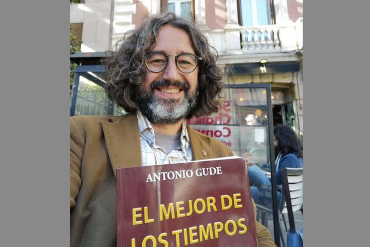 Nuevo libro por Antonio Gude: "El mejor de los tiempos" | ChessBase